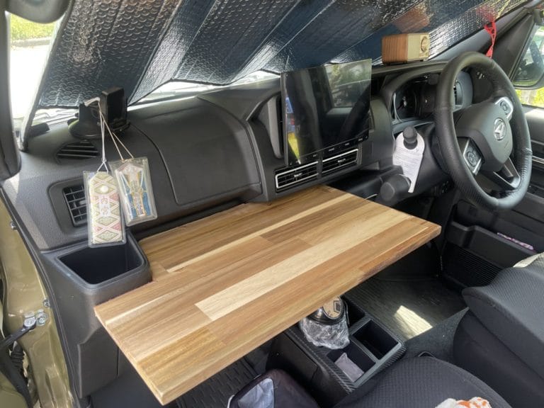 荷室を無駄なく使いたい！アトレーにぴったりのラゲッジボードを自作してみた | Vanlife Mini｜軽バンで旅する小さな暮らし